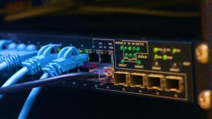 Managed vs Unmanaged Switches: What is the difference between a managed ...